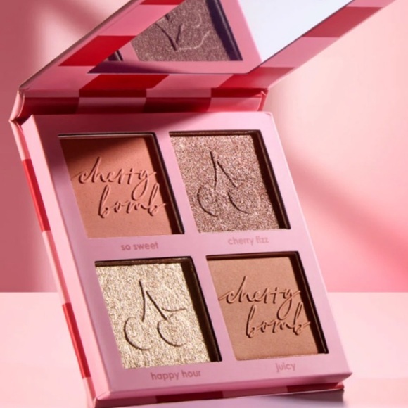 Ciaté London | Makeup | Cherry Bomb Blushhighlighter Palette | Poshmark